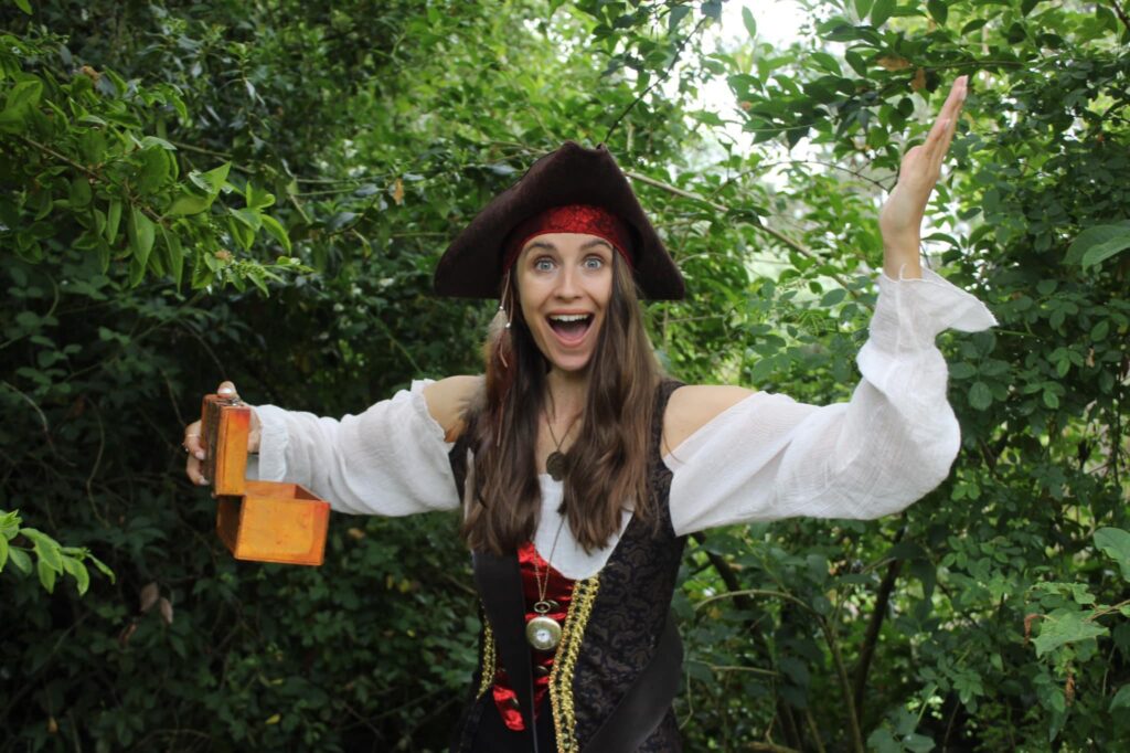 PAST EVENT: 'Swashbuckling Pirates' with Louby Lou Storytelling - EVI ...